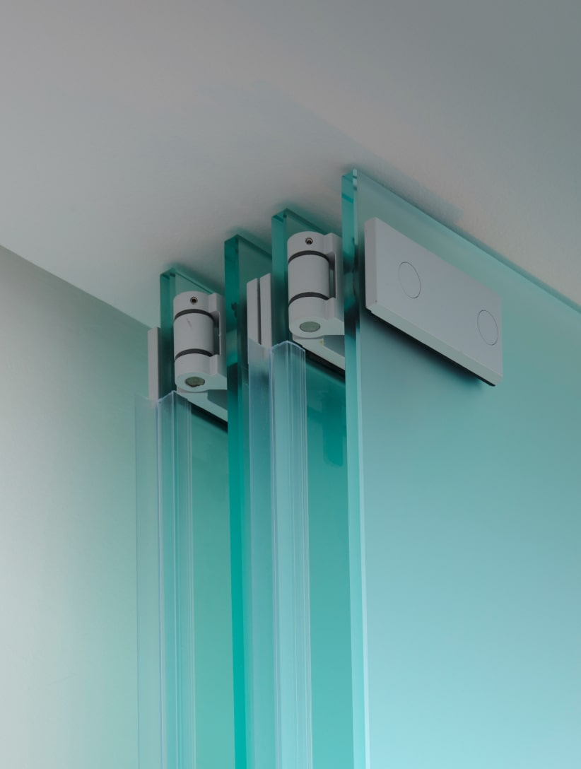 Schematech | Architectural Glass Hardware